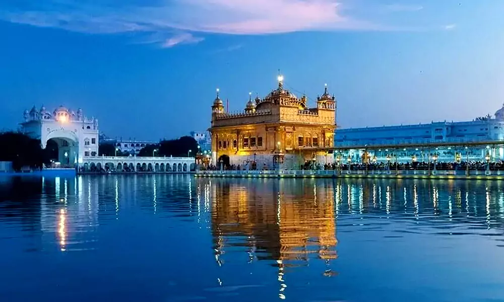 3 Days Amritsar Tour Package by Car from Delhi: Local Sightseeing ...